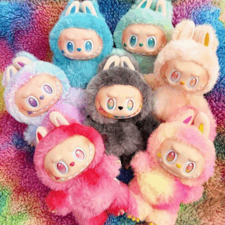 Plyšová figurka ve stylu LABUBU - Big Into Energy | Dárečkovo.cz